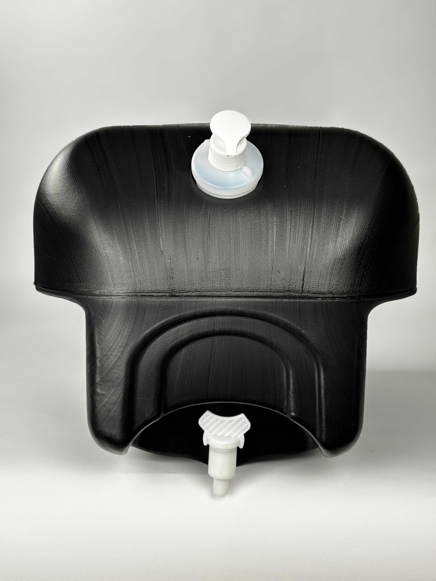 Рукомойник 30л автомобильный Aymeks с креплением