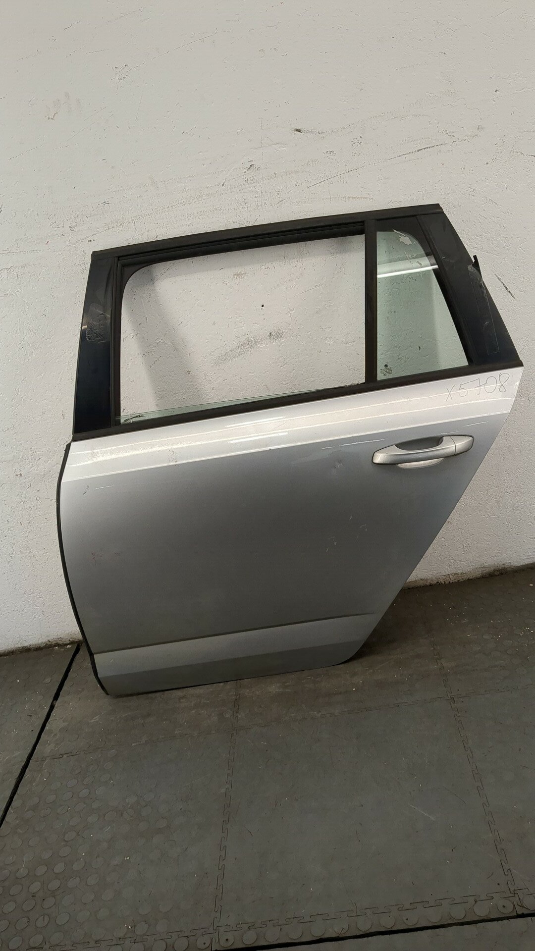 Дверь боковая (легковая) левая задняя Skoda Octavia (A7) Б/У