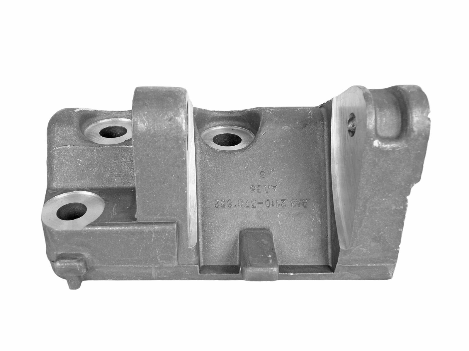 Кронштейн крепления генератора ВАЗ-2110-12 нижний АвтоВАЗ