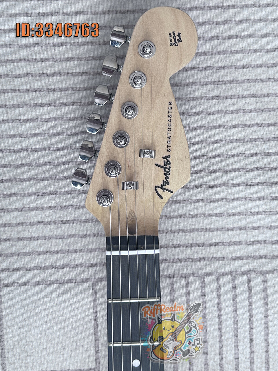 Электрогитара Stratocaster Light Yellow&White — фото 1