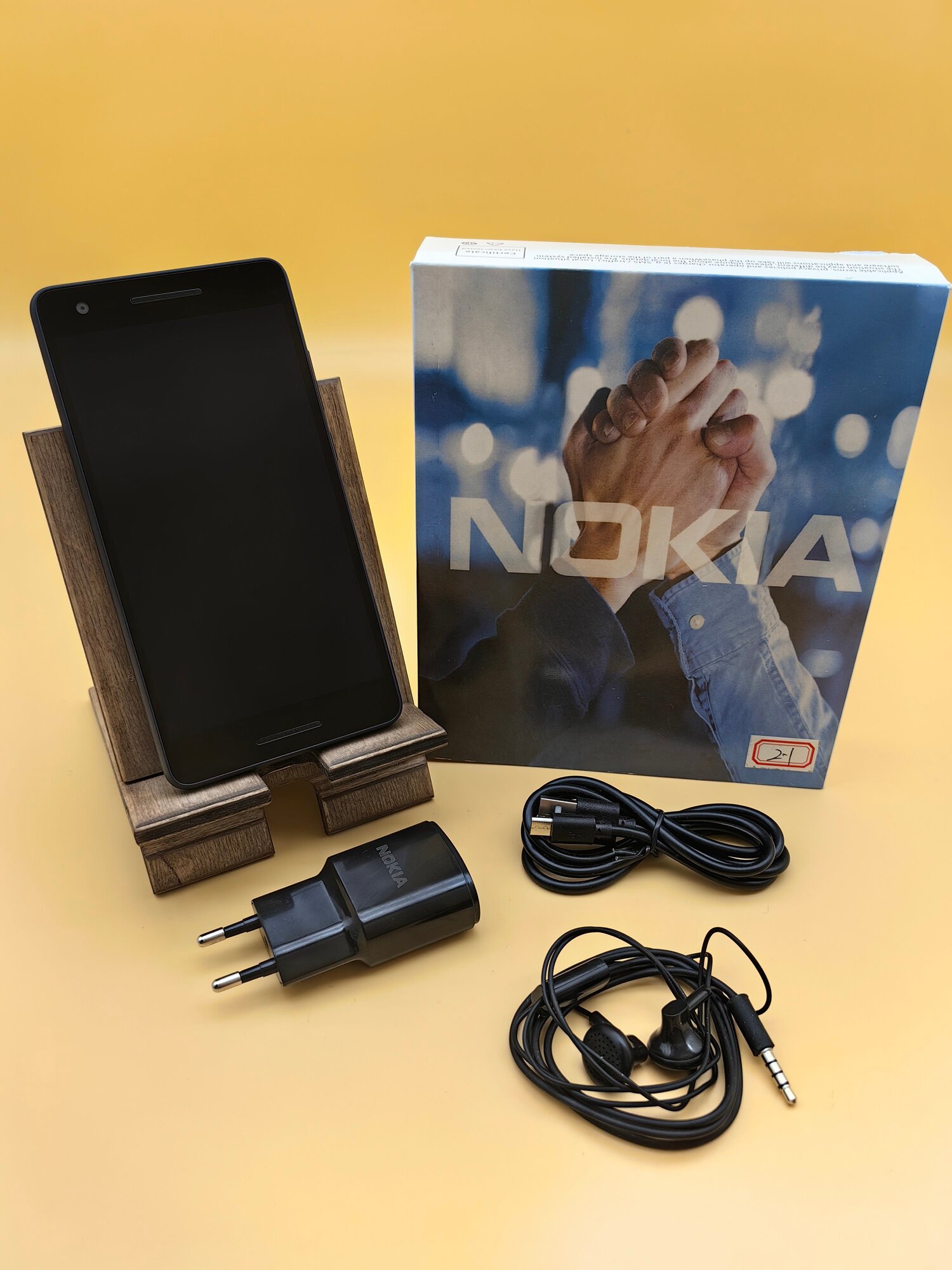 Мобильный раритетный телефон Nokia 2.1 Black, сталь, черный, ретро