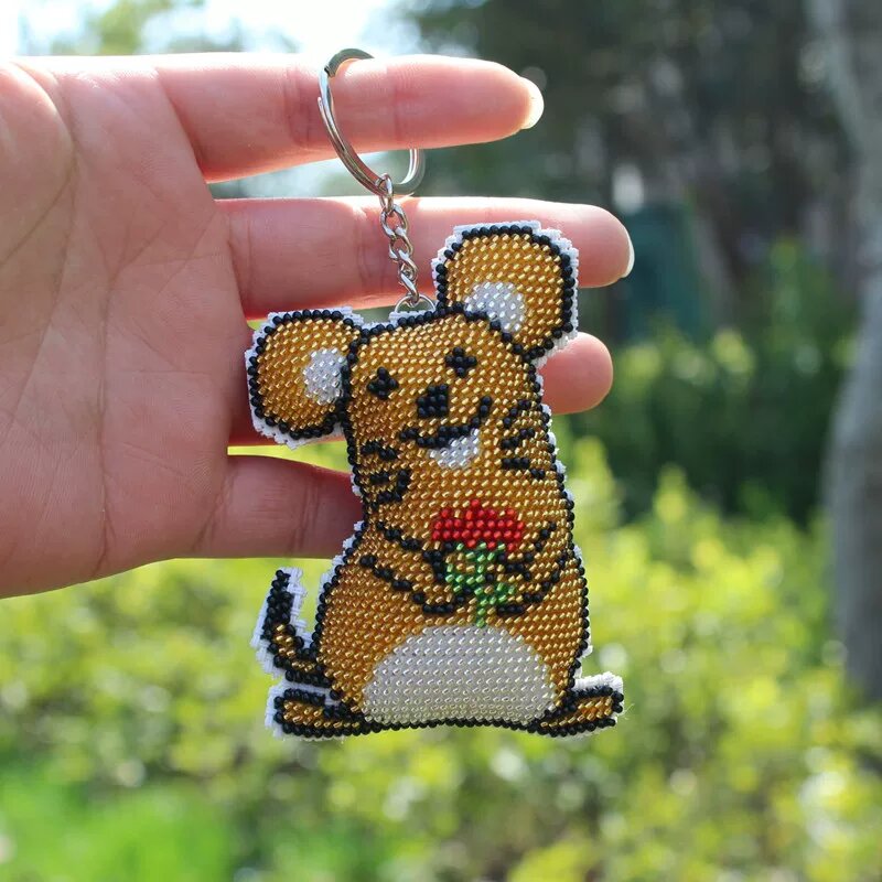 Брелок для ключей с вышивкой крестиком и бисером, символы 12 знаков зодиака: Крыса, Обезьяна, Бык, Лошадь, Петух,