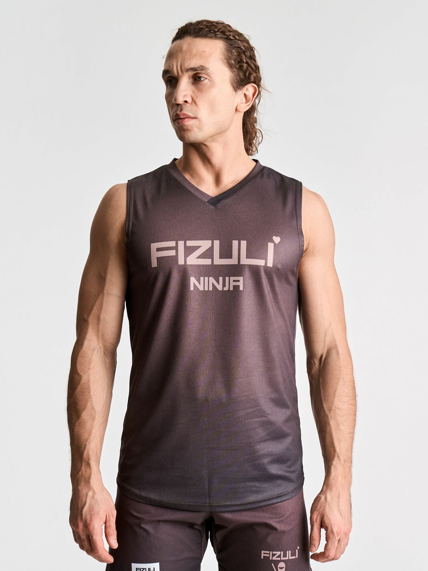 Майка спортивная V-NECK