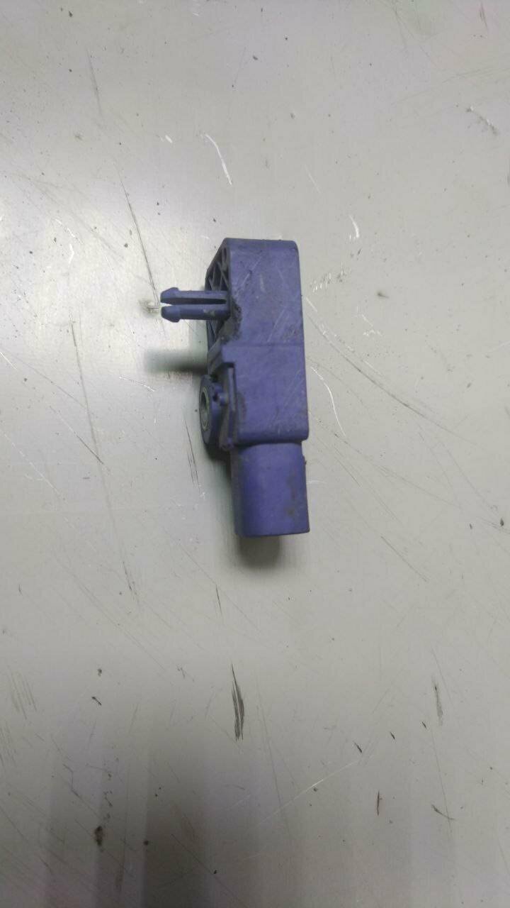 Датчик удара передний Volvo S40 2 рест. (2007 - 2012) 31264410