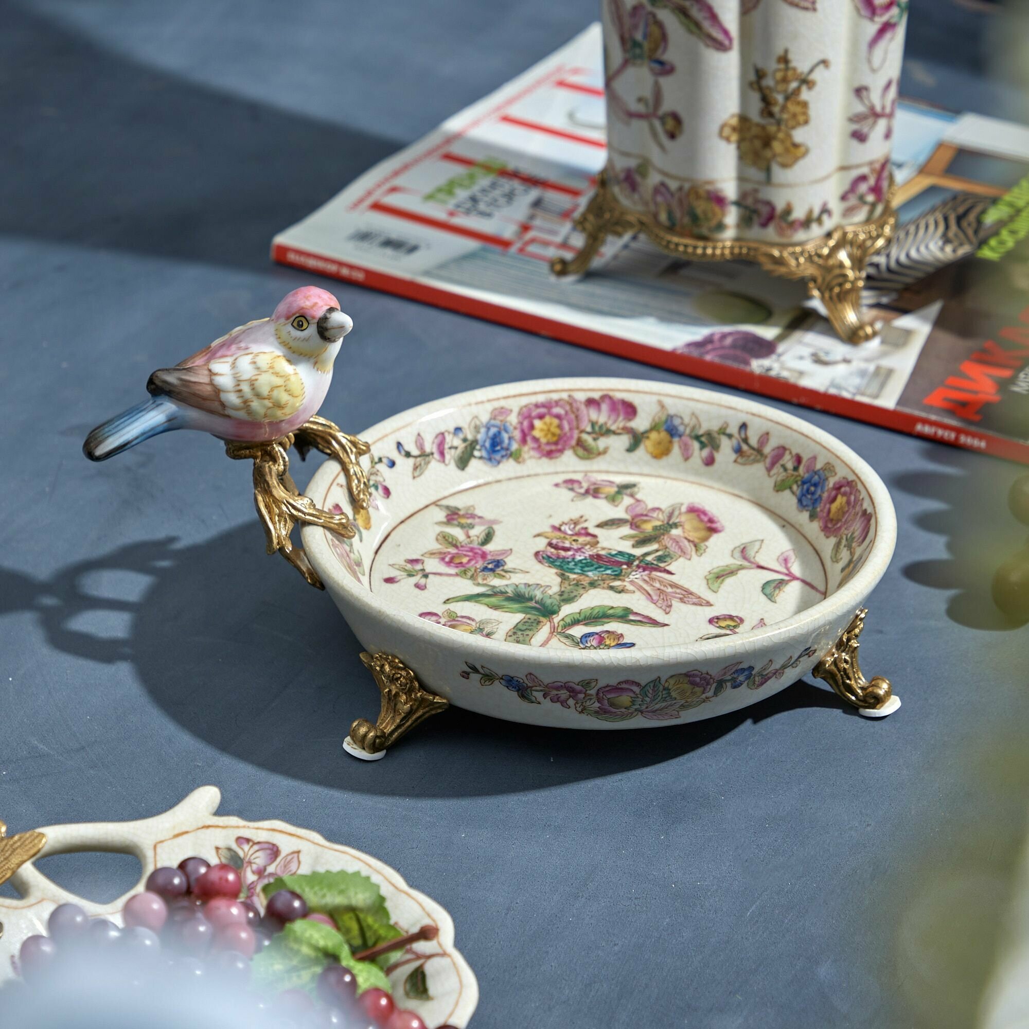 31G2418/C914EHC/Y3103 Блюдо с птичкой 24х18х11см, Фарфор, бронза, Glasar