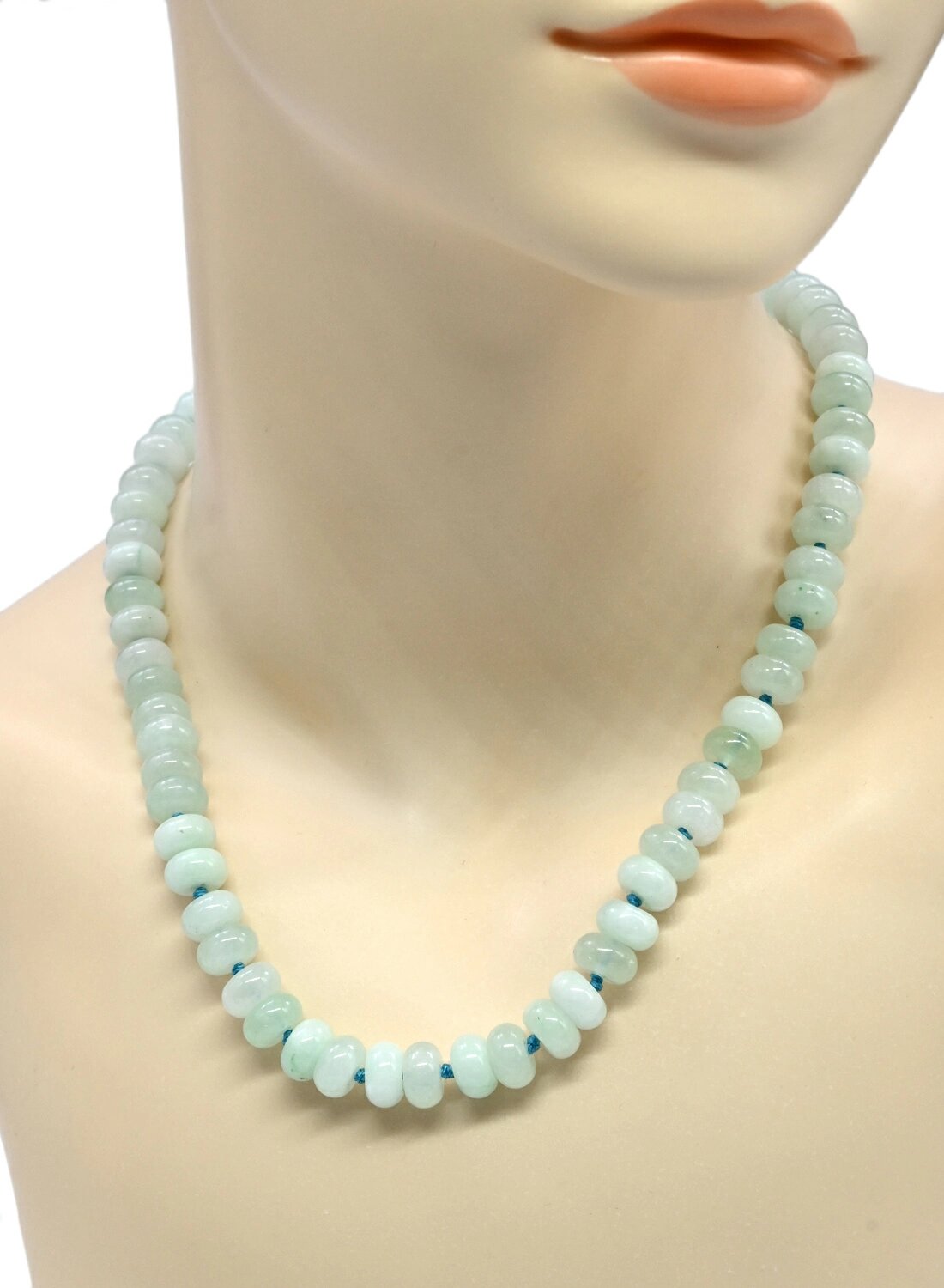 Бусы, кальцит