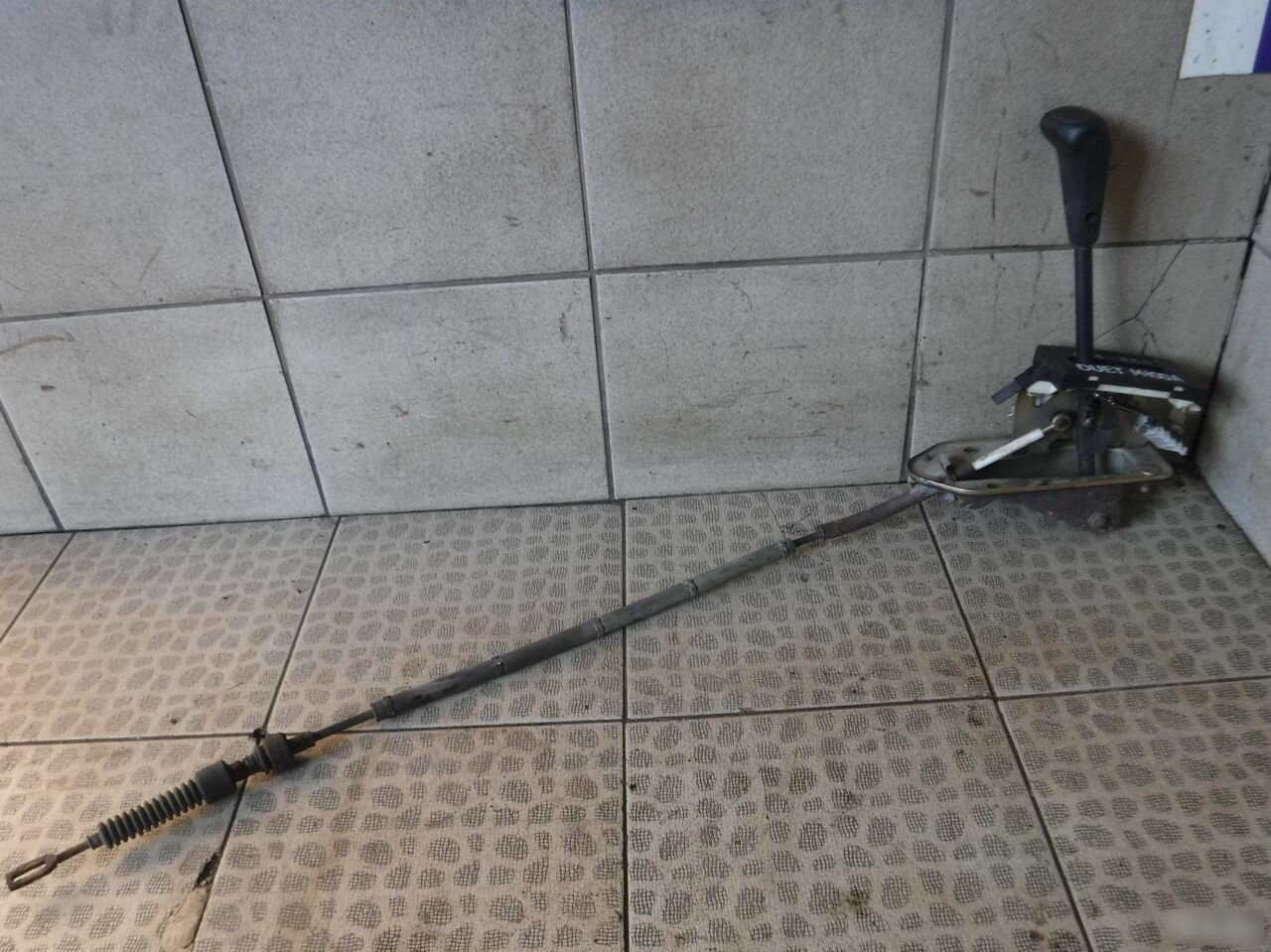 Кулиса КПП Toyota Duet I (1998—2004)