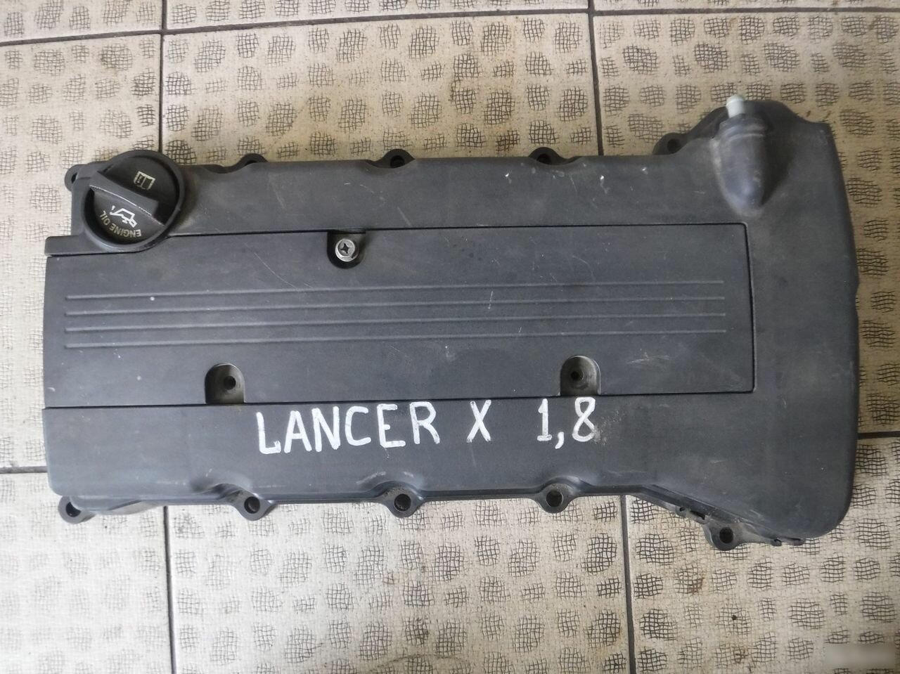 Крышка головки блока (клапанная) Mitsubishi Lancer X (2007—2010) 1035A456 1035a131