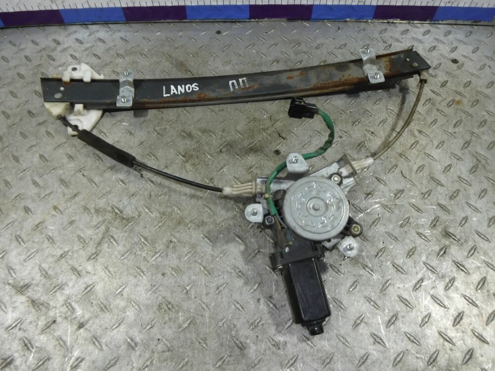 Стеклоподъемник передний правый Chevrolet Lanos I