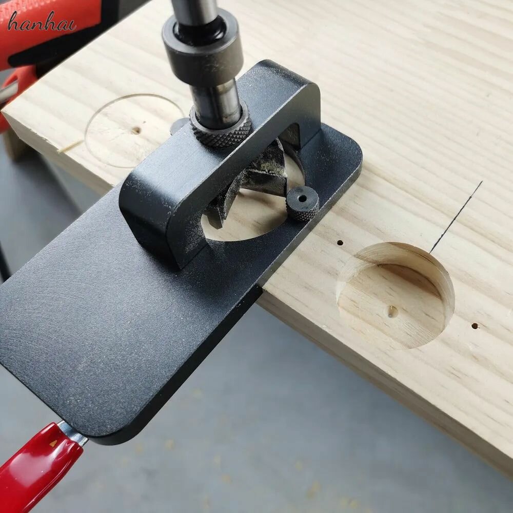 Кондуктор для мебельных петель. На подшипниках.