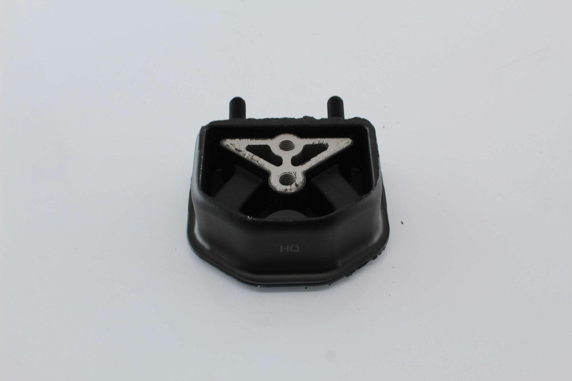 Опора двигателя передняя правая DAEWOO NEXIA Дэу Нексия Opel Kadett 1.0-1.6 -94 опель кадетт