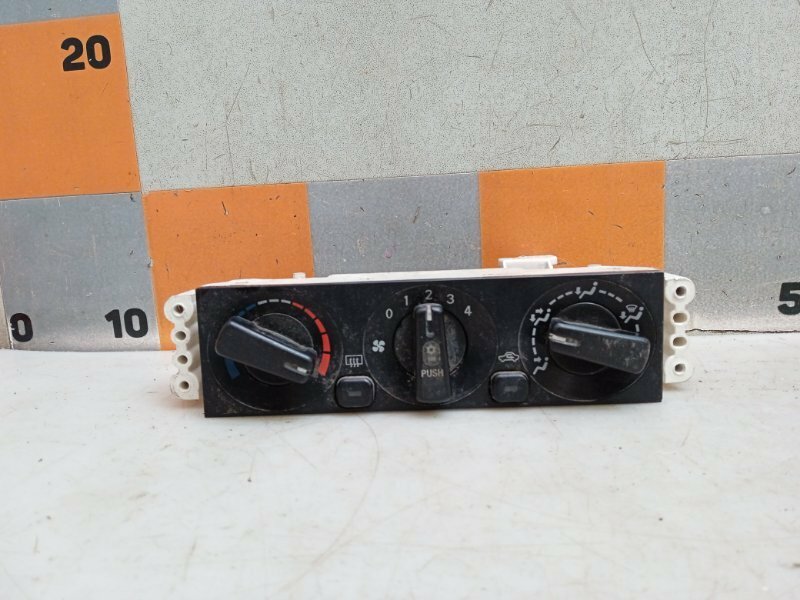 Б/У печкой Блок управления отопителем Dodge Stratus 2004 2, ST 371575 CHRYSLER арт. MR568334