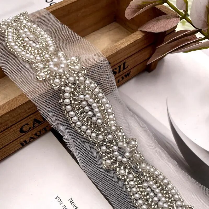 Кружево из бисера черное-белое 3см white