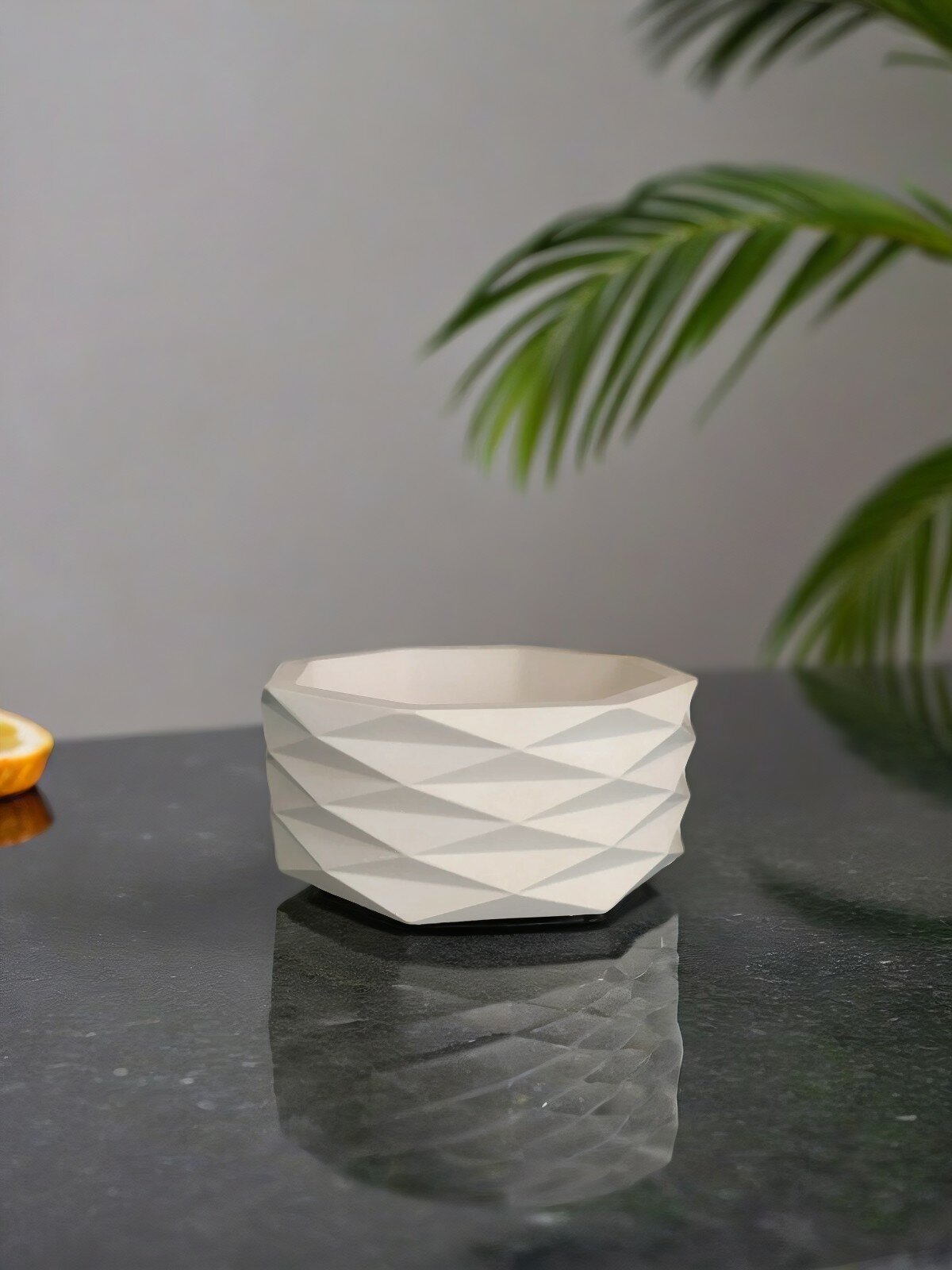 Ваза-конфетница, гипс, ручная работа, глянцевая, белая, 15 см