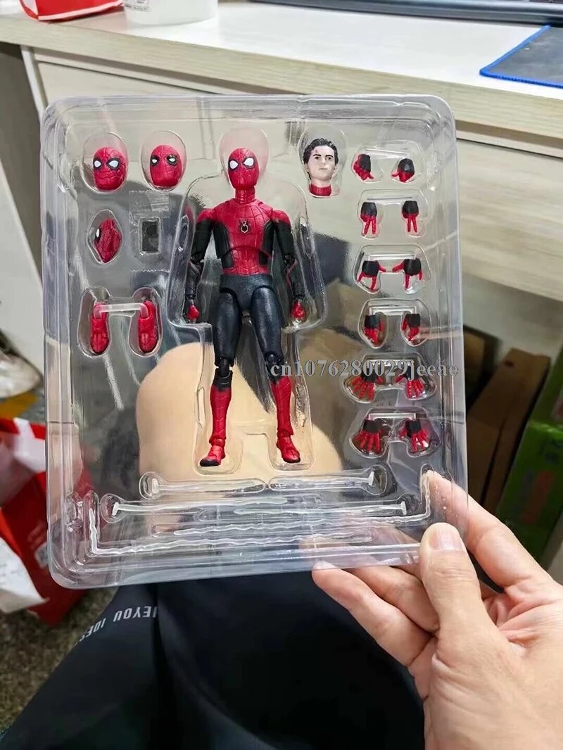 Bandai Mafex NO.194 Человек-паук Модернизированный Костюм no box