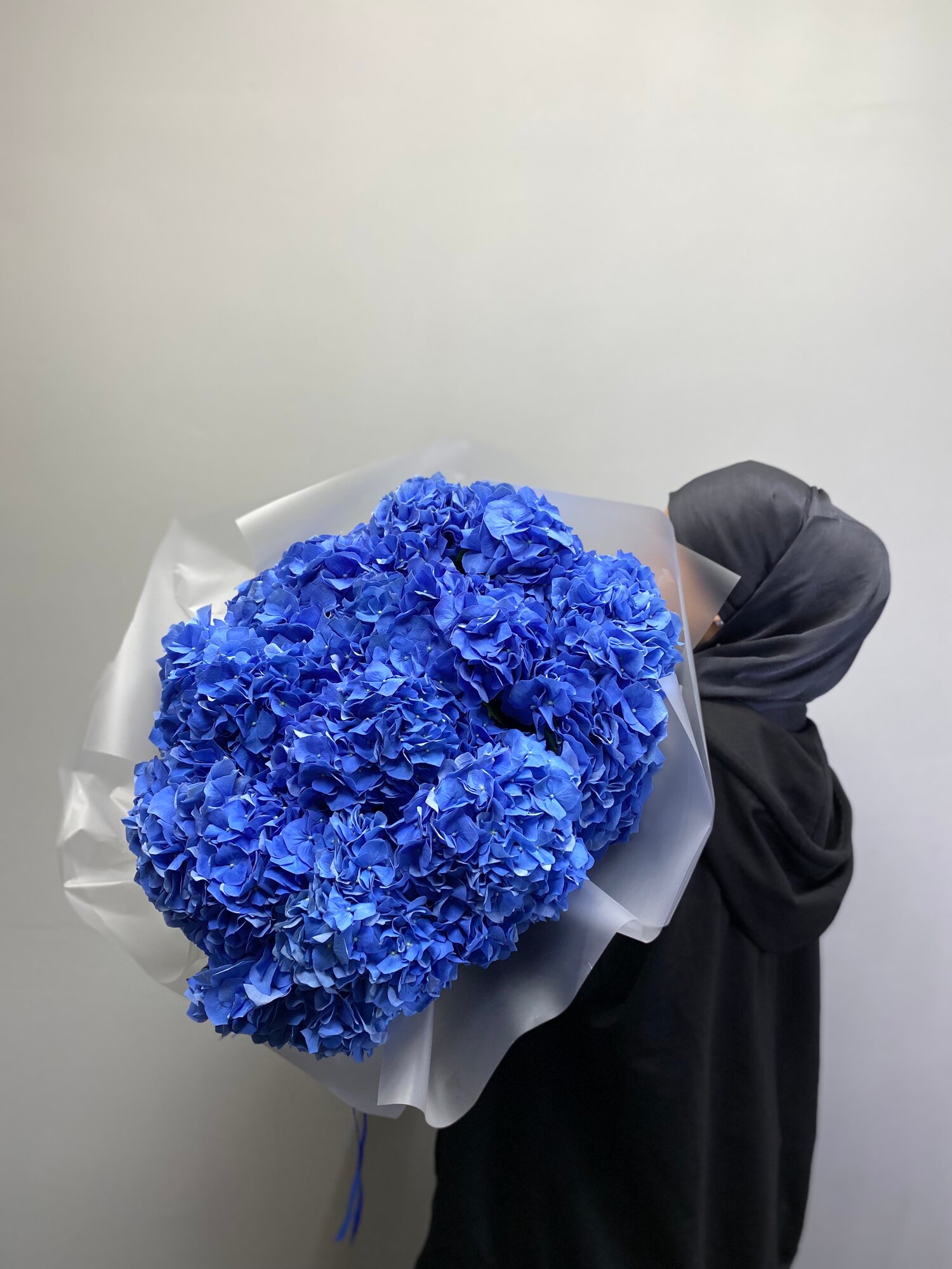 Букет живых цветов " Гортензия Голландия " NURA FLOWERS, гортензии, синий, 15 цветов, высота 60 см
