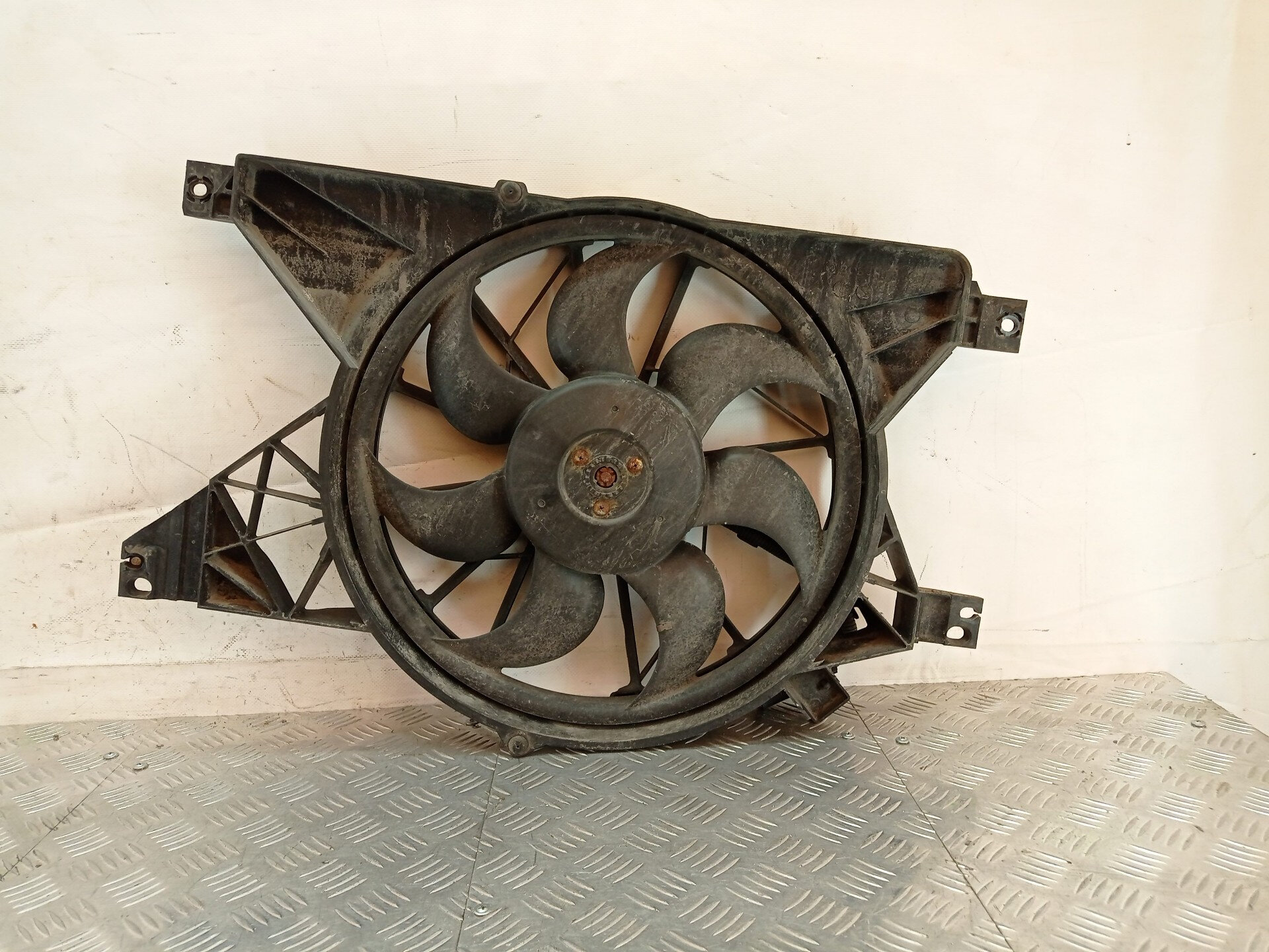 Вентилятор охлаждения Chevrolet Nubira 2007 GPBF00S3A2367