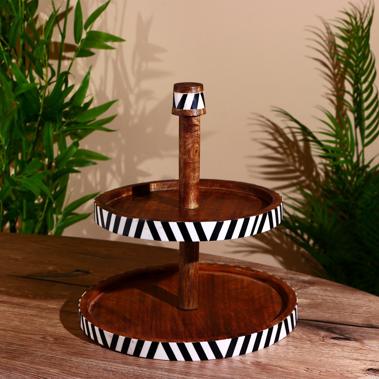 Подставка для десерта, 2 яруса, размер 30(25)×32 см, материал дерево