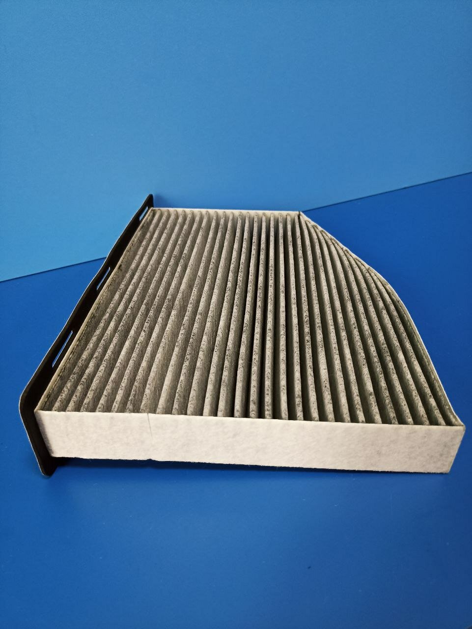 Фильтр салона "LECAR" для автомобилей Audi A3, Q3, Seat Alhambra II, Leon II, Toledo III угольный