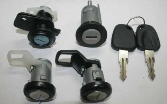 Комплект личинок замков Daewoo Nexia