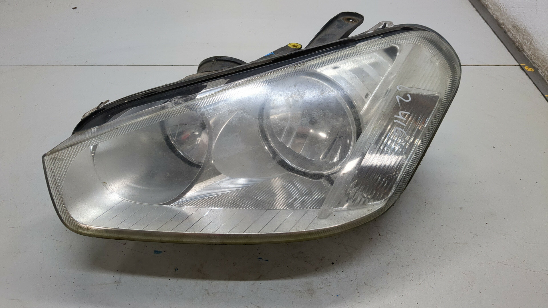 Фара (передняя) левая Ford C-Max Б/У