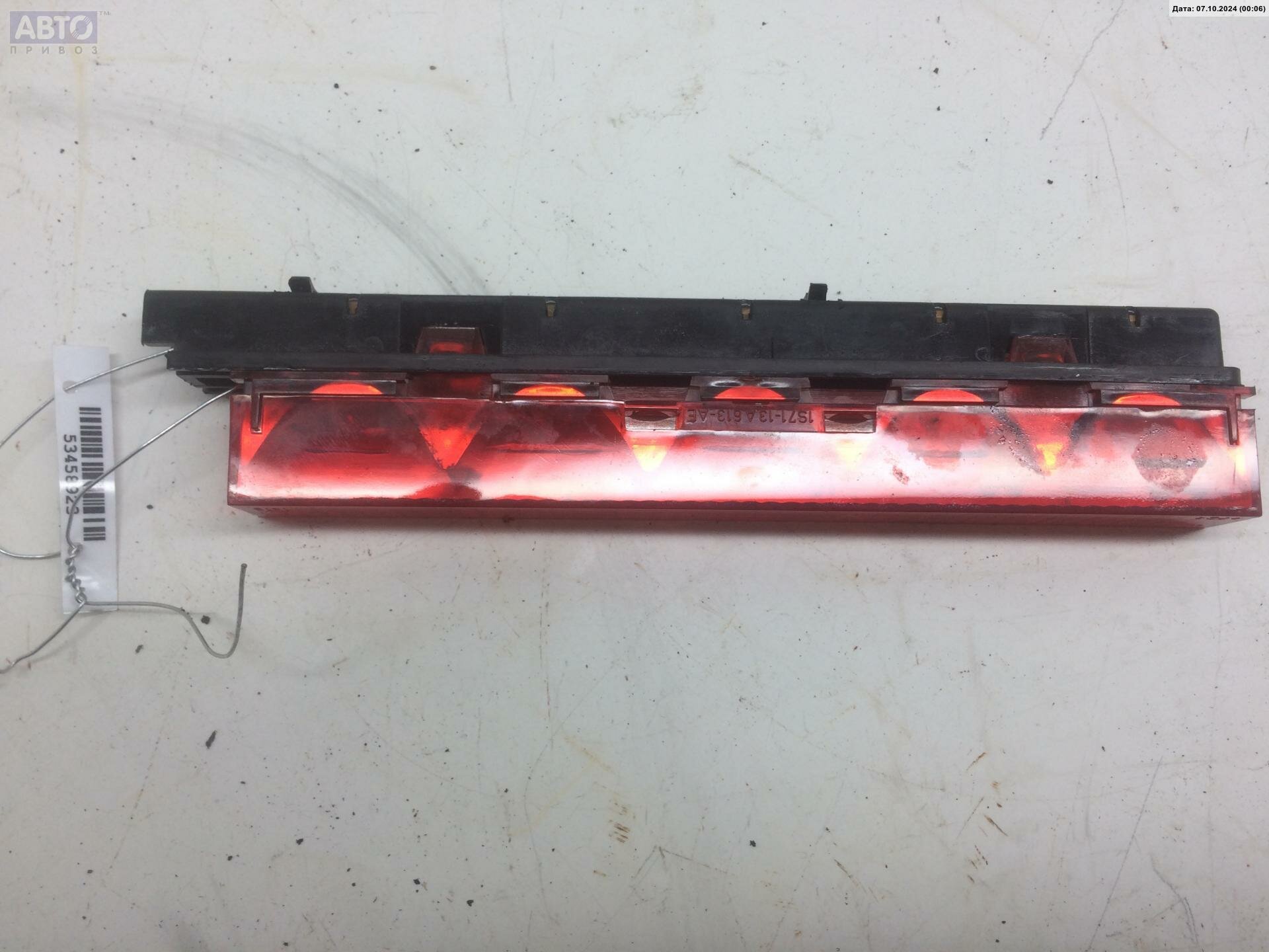 Фонарь стоп-сигнал Ford Mondeo 3 (2000-2007)