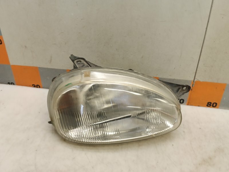 Б/У Опель Корса B не оригинал TAIWAN Фара правая Opel Corsa 1999 B, S93 299279 OPEL арт. 1216489