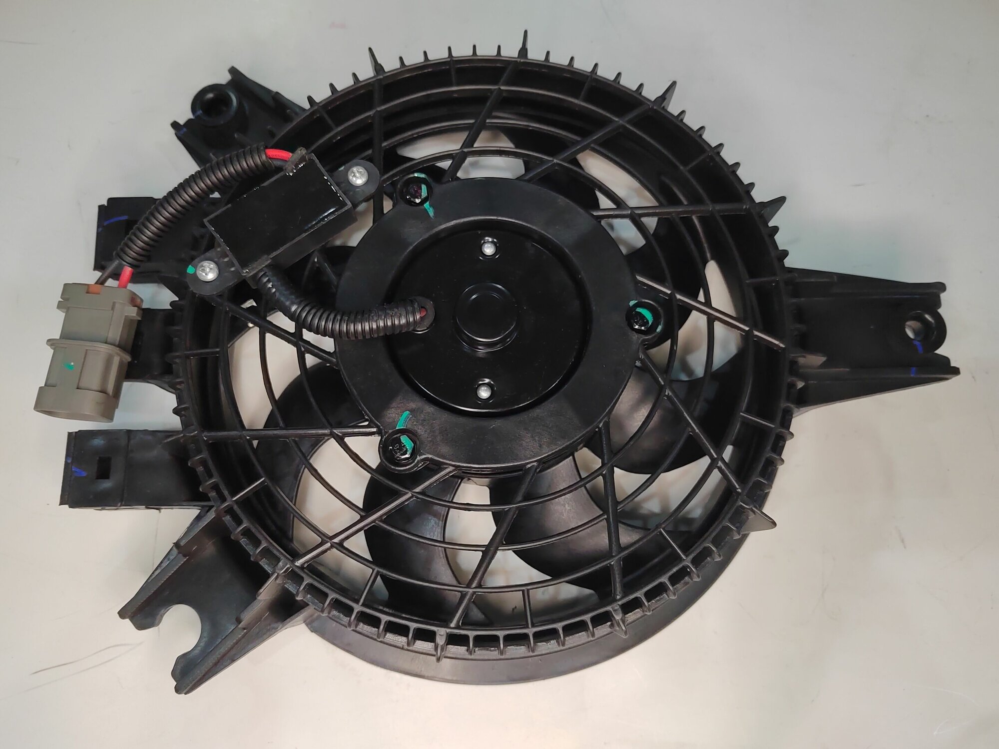 Вентилятор радиатора кондиционера JAC T6 [2.0 16V 6MT пикап 4X2 Turbo дизель] 8105200P3010