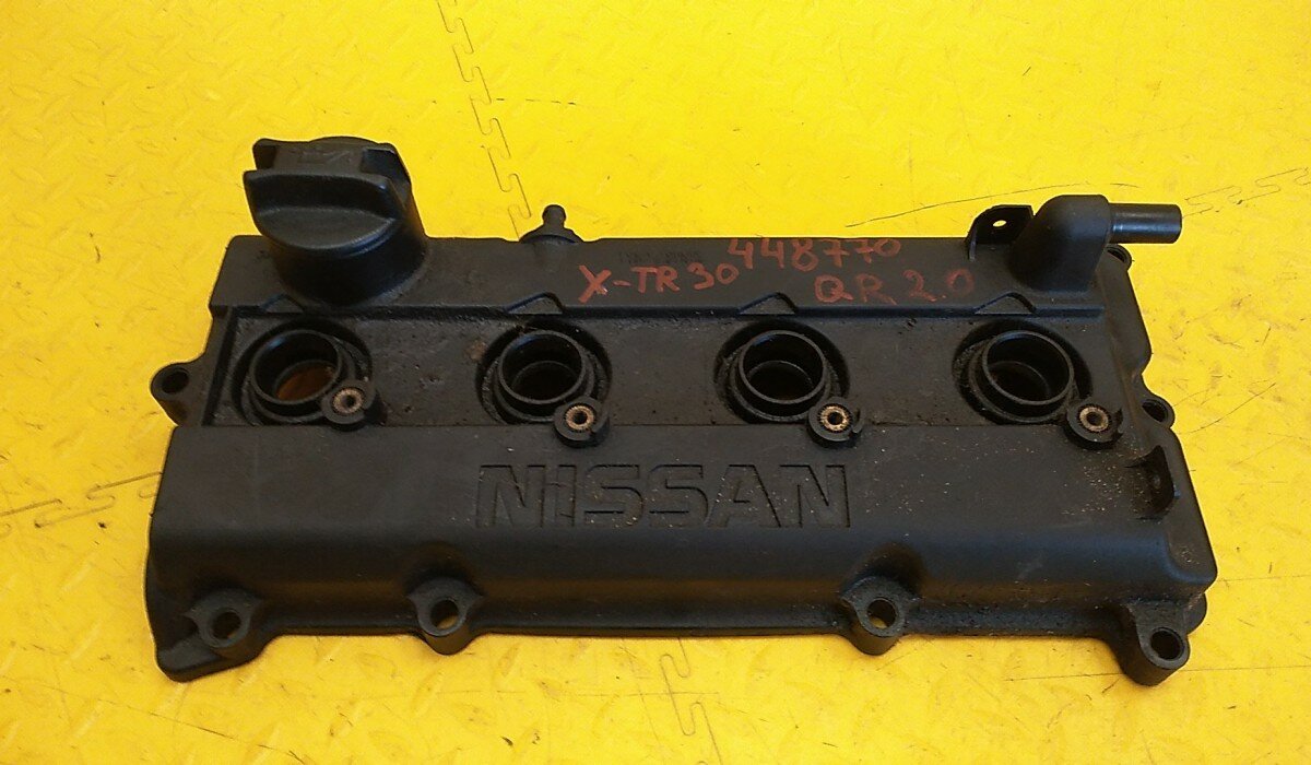 Крышка двигателя X-Trail (T30) Nissan