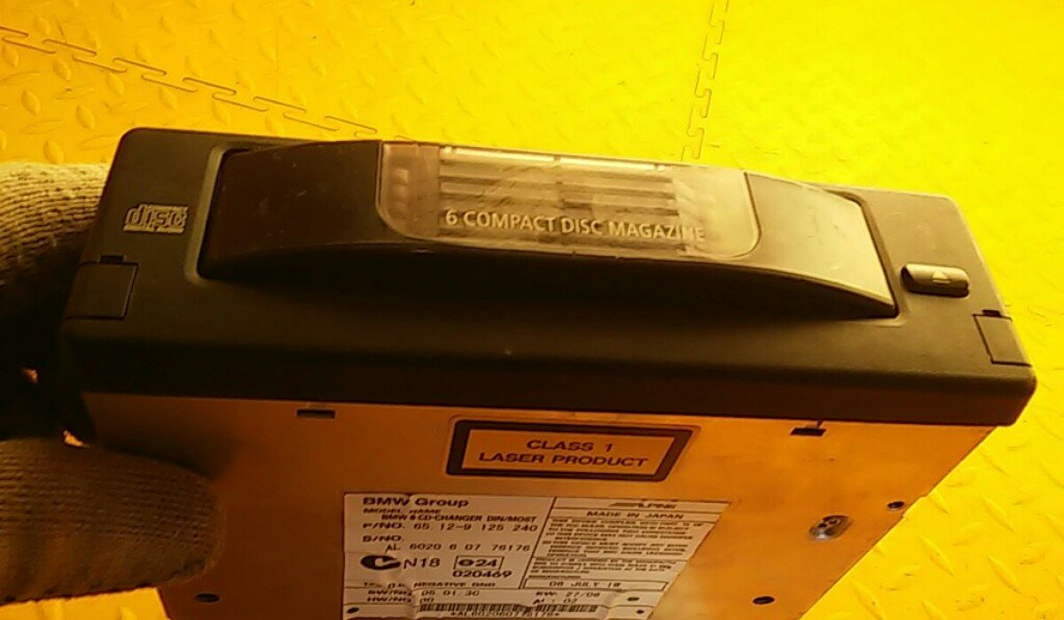 Чейнджер компакт дисков 5-серия E60/E61 BMW 65129125240