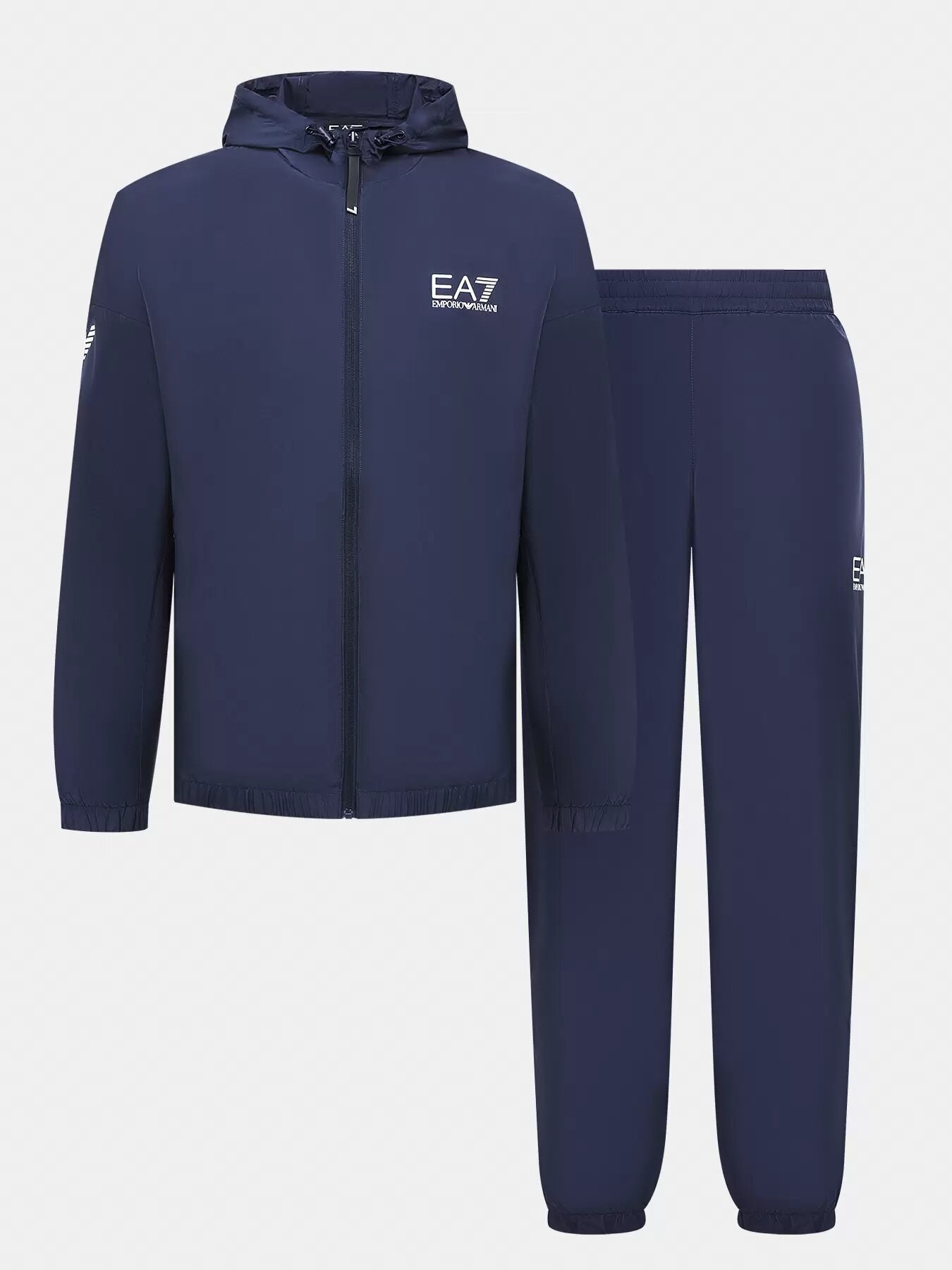 Костюм спортивный