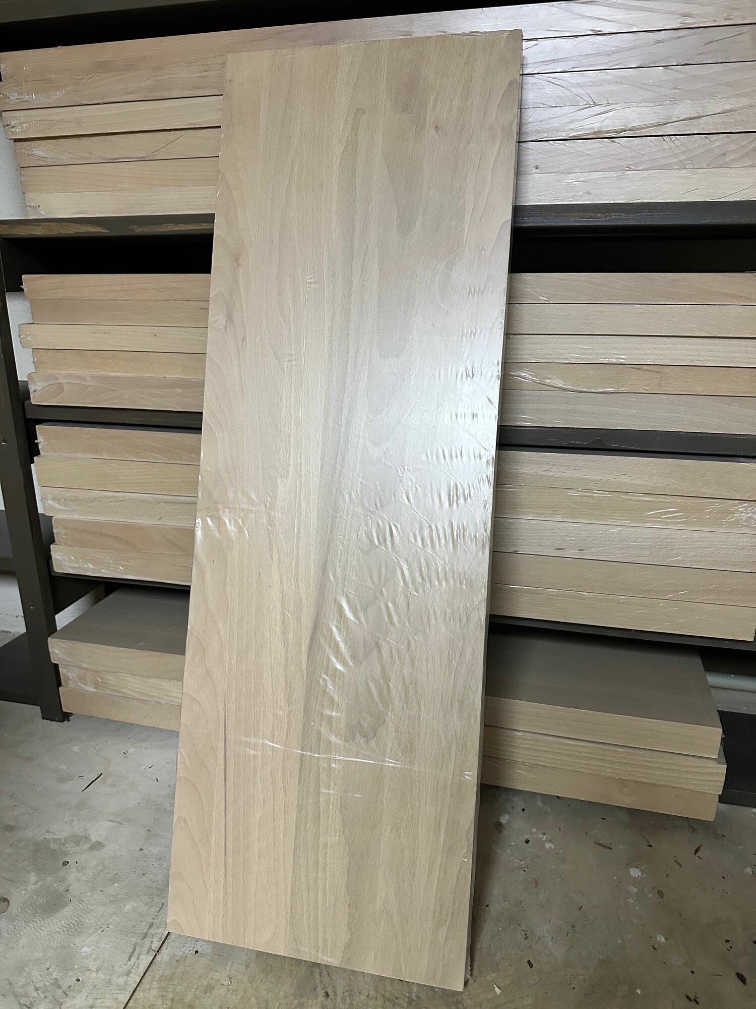 Ступень из бука 900х300х40 цельноламельная