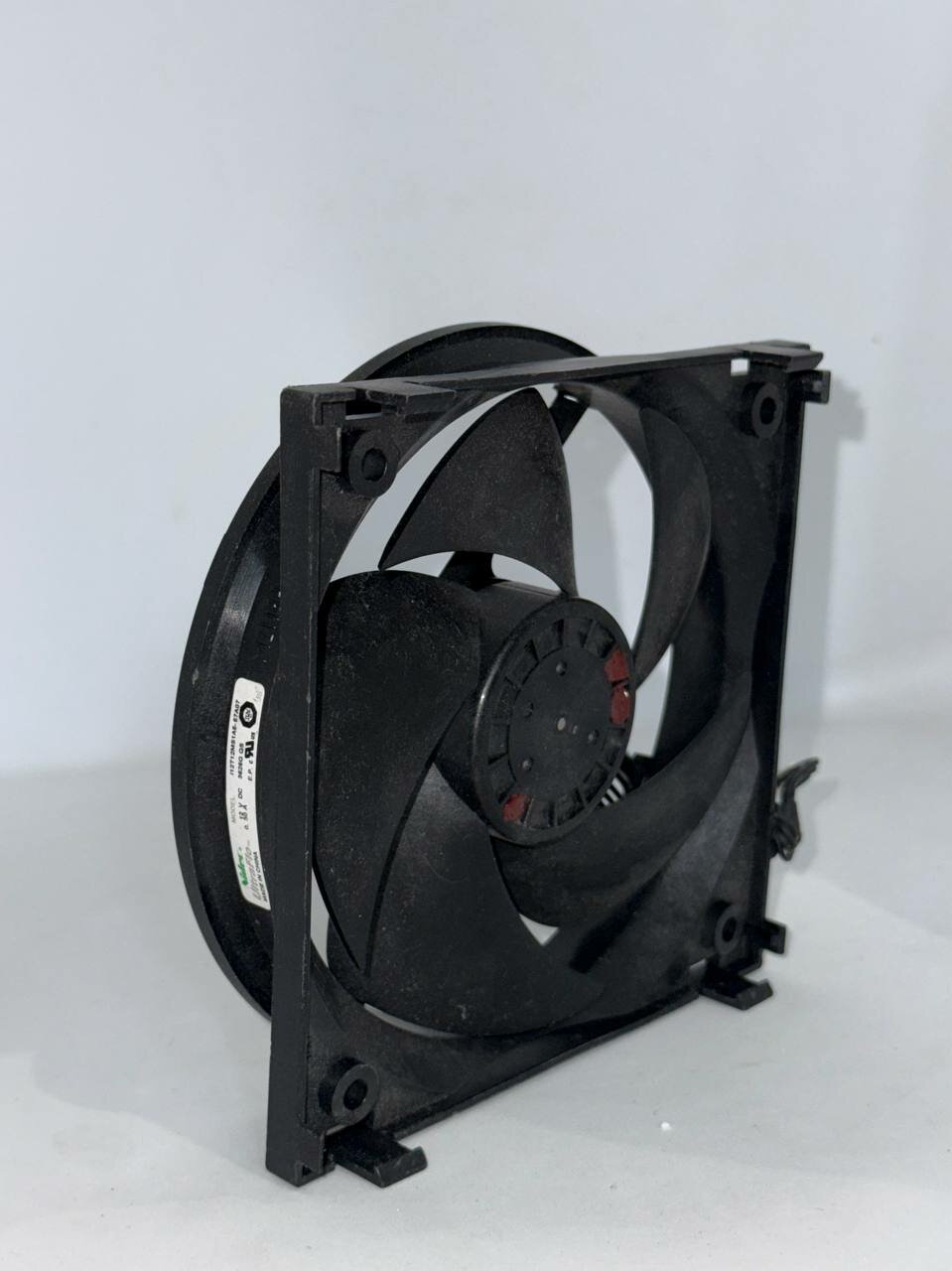 Вентилятор Nidec UltraFlo I12T12MS1A5-57A07 12v 0.5A 120x38 4pin