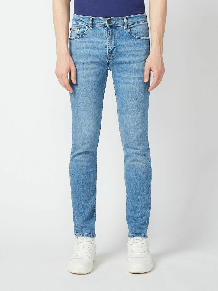 Джинсы Весна-лето 2023 