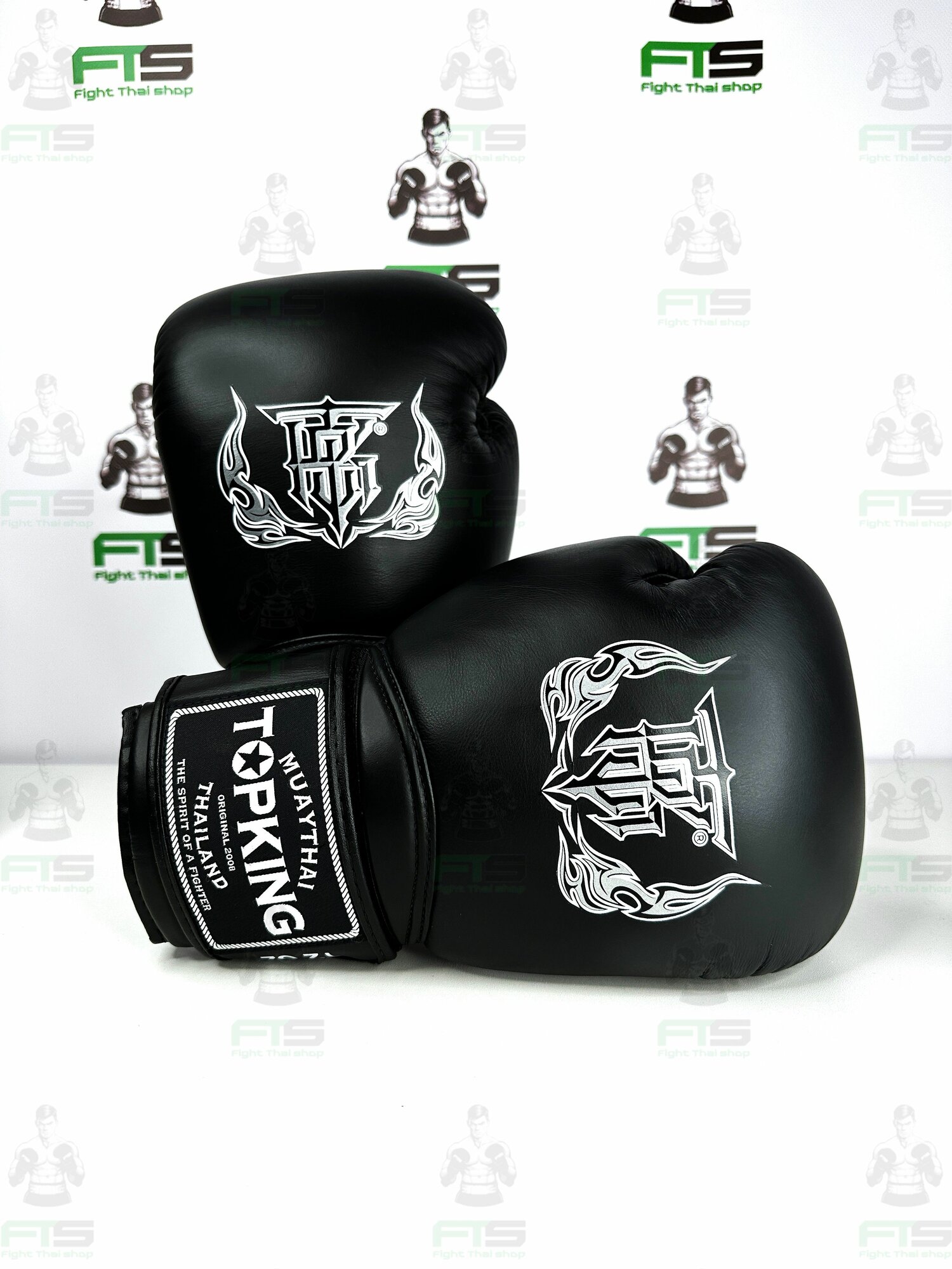 Боксерские перчатки Top King Boxing 16 унций черные Super Air TKBGSA