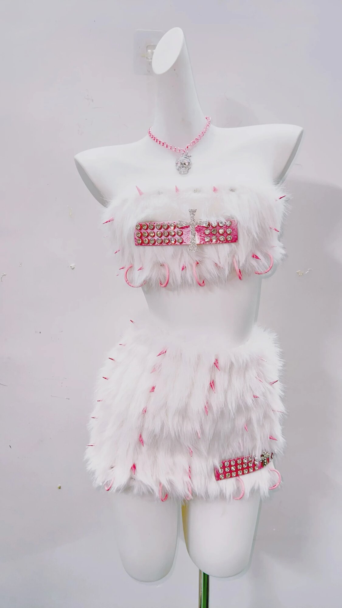 Куртка кожаная