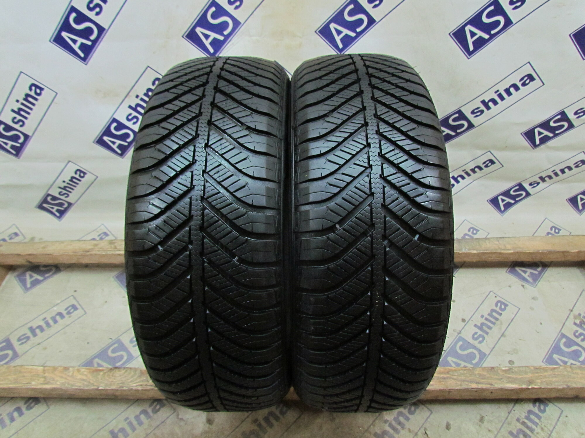 Goodyear Vector 4Seasons 195 55 R16 летние БУ шины 5-10% износ , артикул 0026926