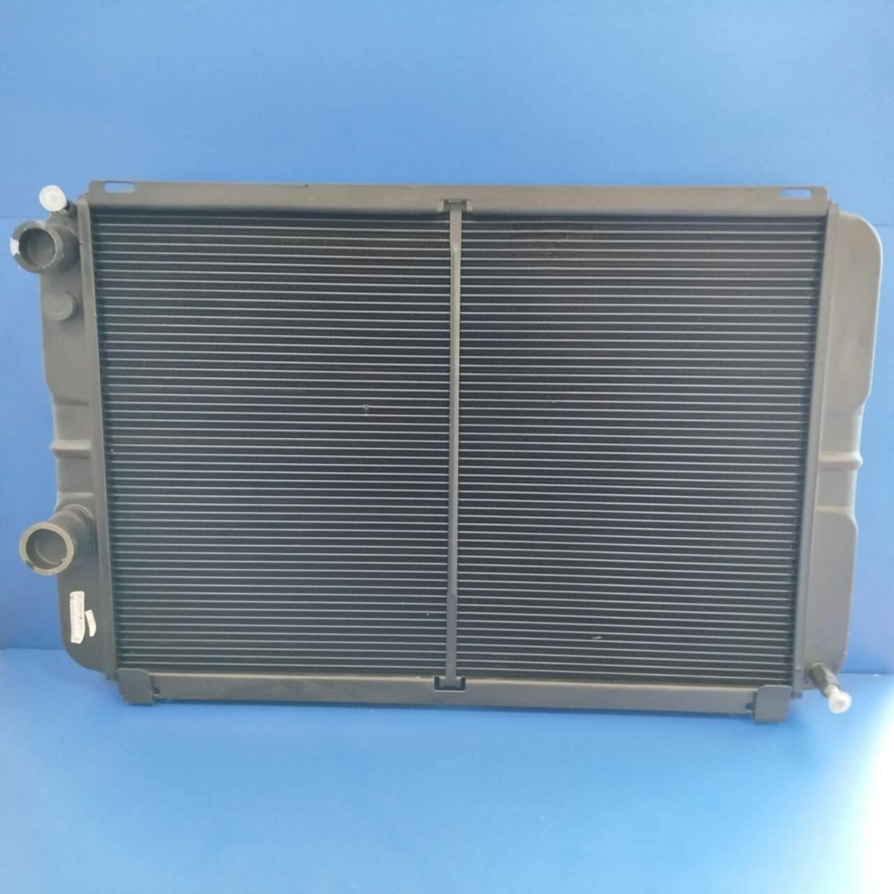 Радиатор автомобильный "Оренбург" для а/м Шевроле-Нива медный 2-х рядный