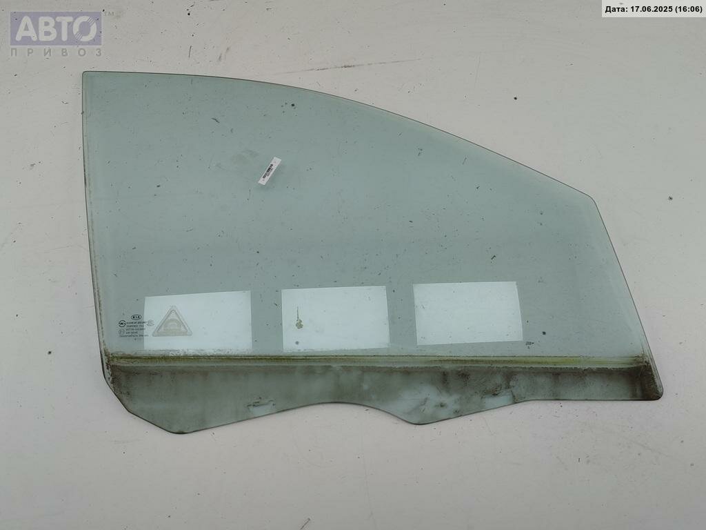 Стекло двери передней правой Kia Carens (2006-2012, UN)