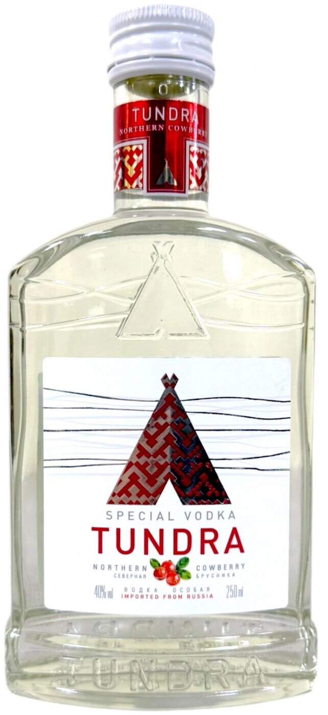 Водка "Тундра" Северная брусника, 250 мл