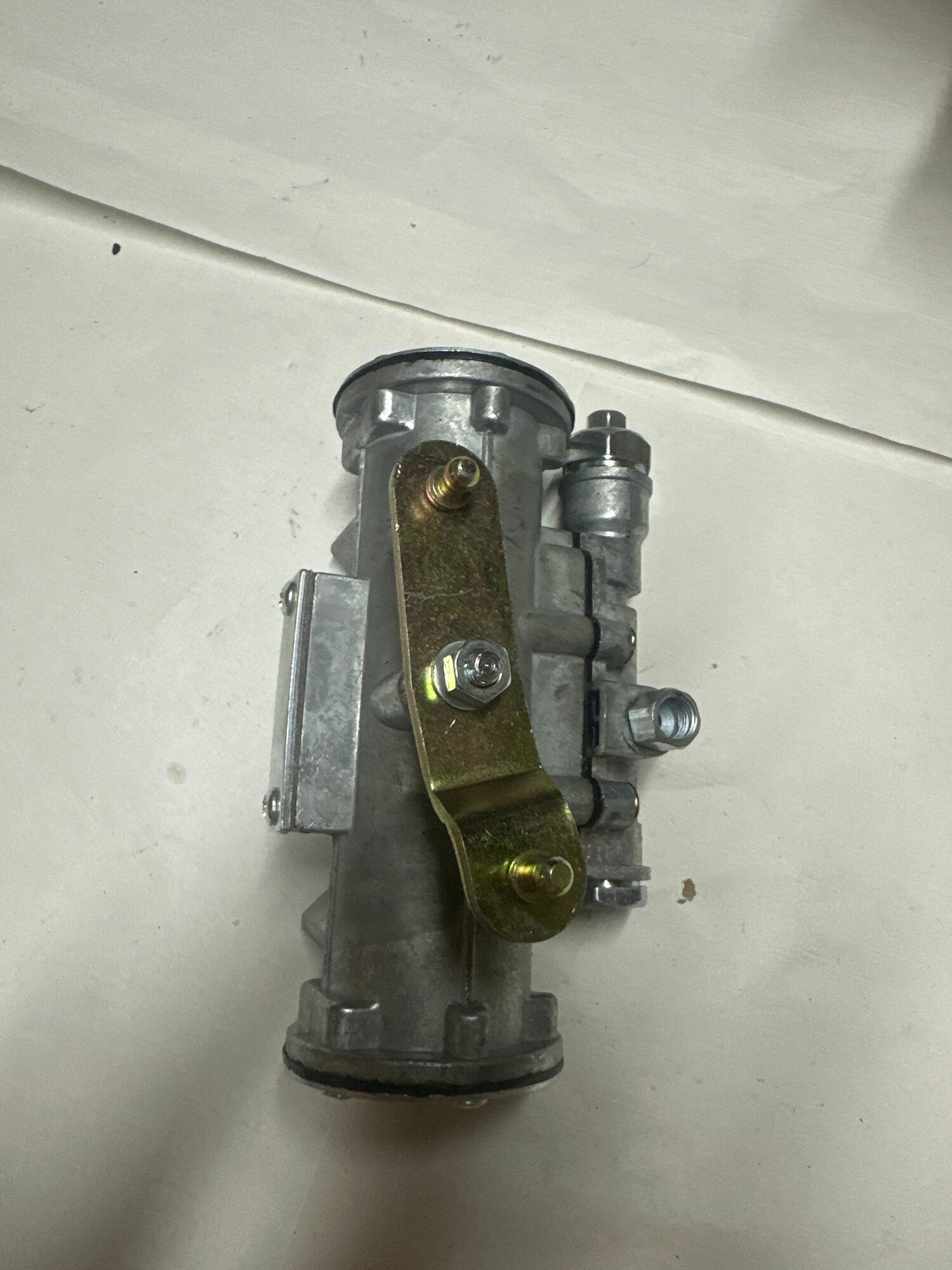 Стеклоочиститель ЗИЛ-130 пневматический СЛ-440