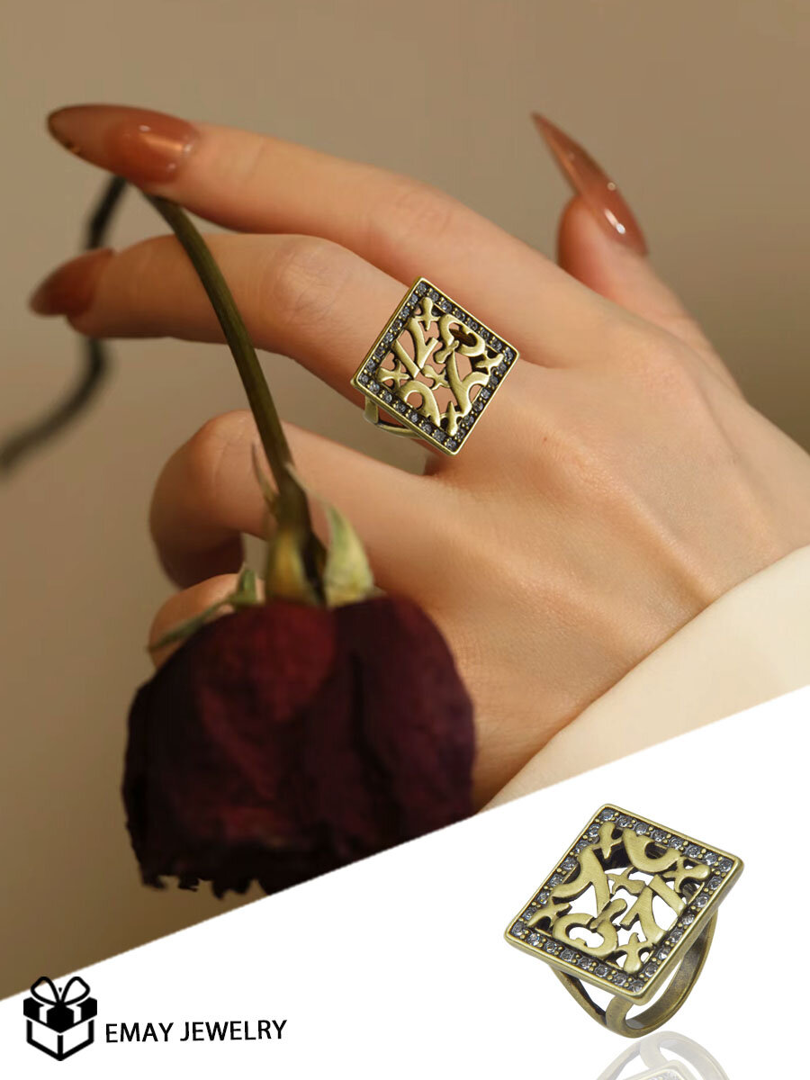 Кольцо, искусственный камень, шпинель синтетическая