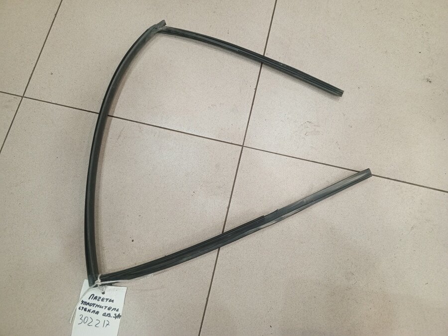Уплотнитель стекла двери задней правой от Chevrolet Lacetti J200 2003-2013
