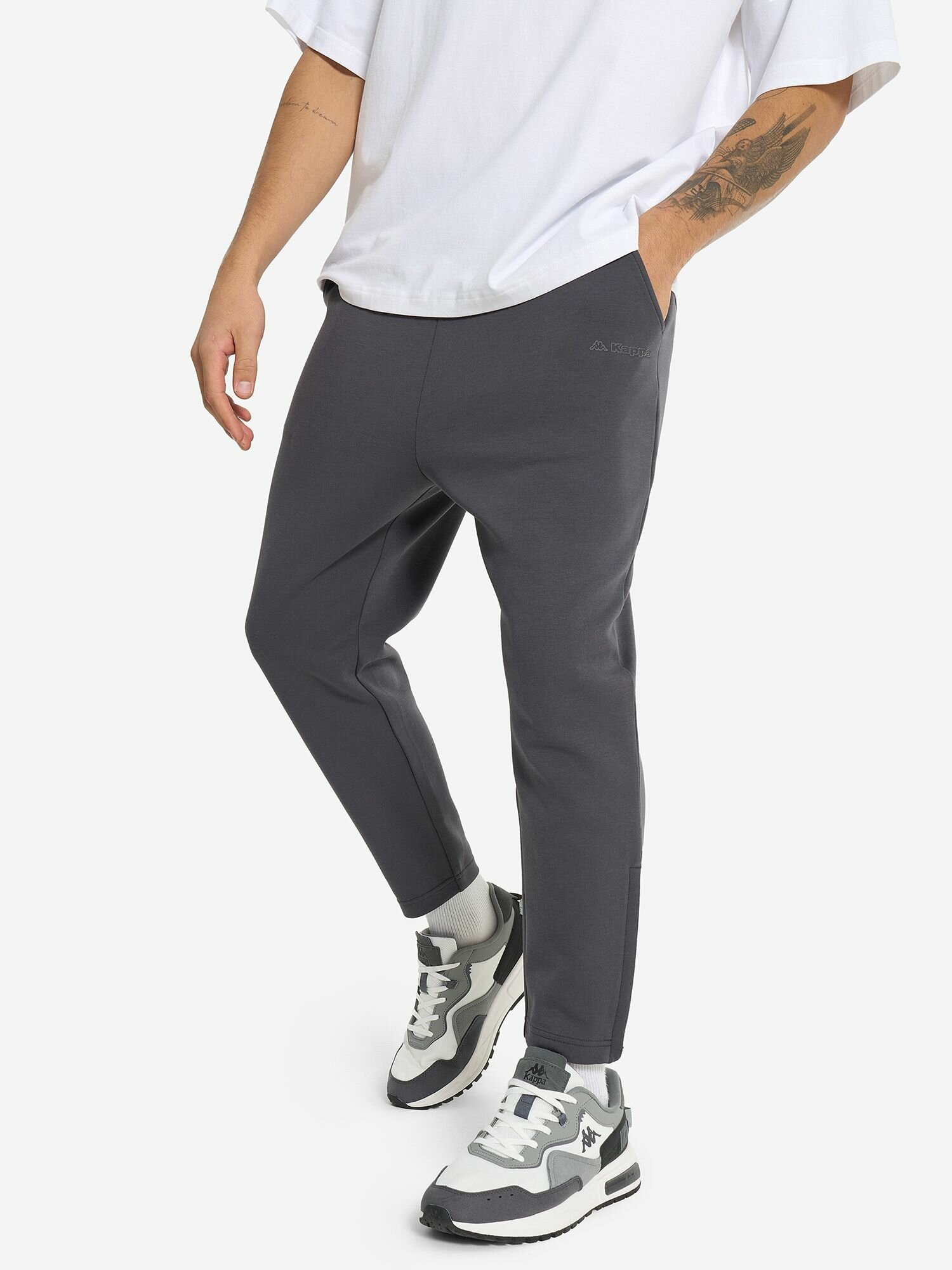 Брюки спортивные