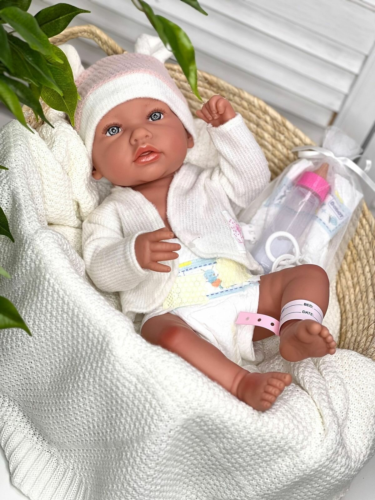 Кукла Marina and Pau 45cм Luka виниловая