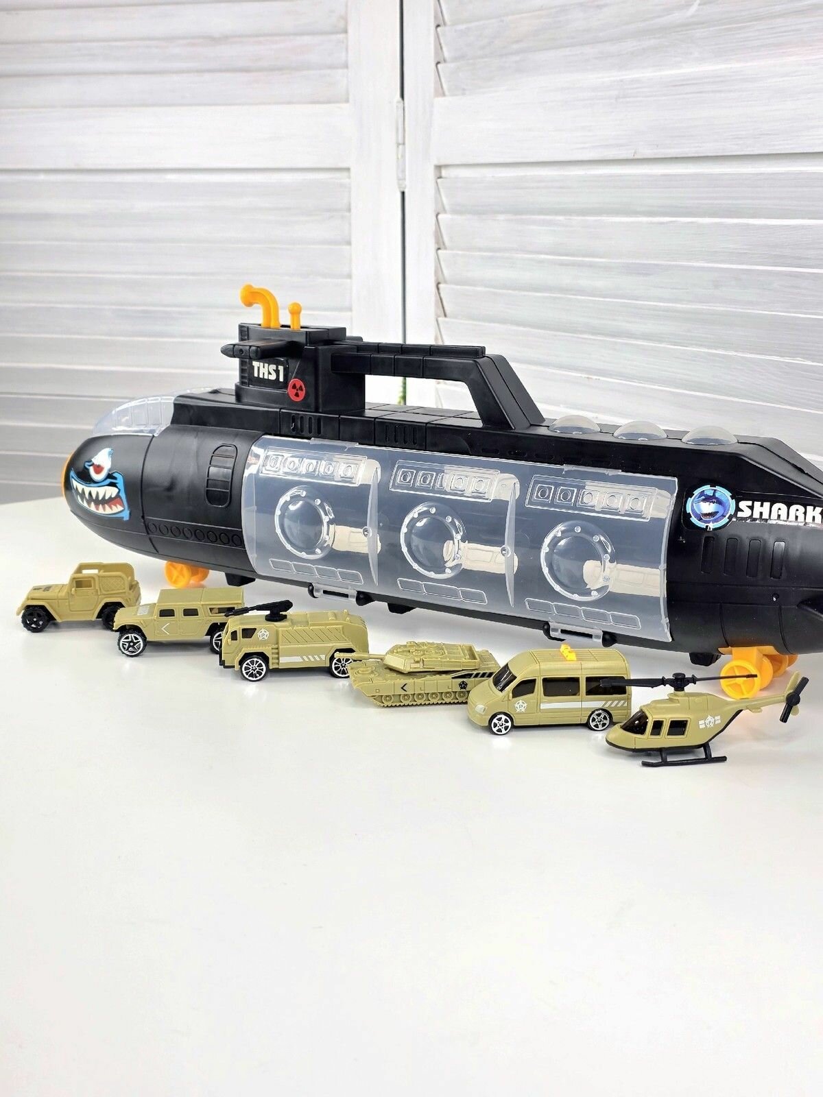 Игровой набор Подводная лодка с набором машин