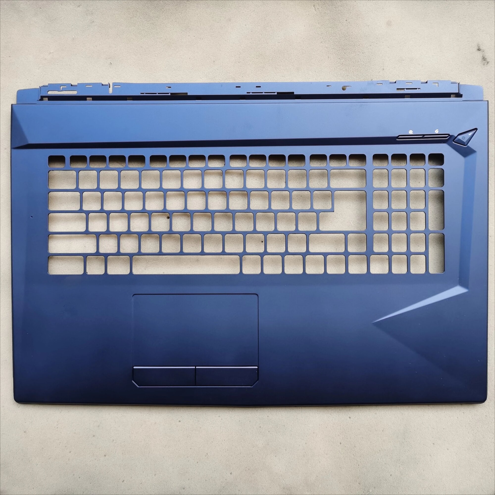 Пластиковый чехол для ноутбука MSI GL73/GP73, цвет c
