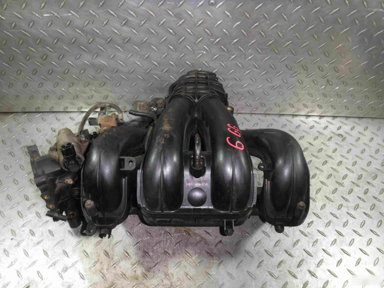 Коллектор впускной Mazda 6 GG (2002—2005) LF2513100A