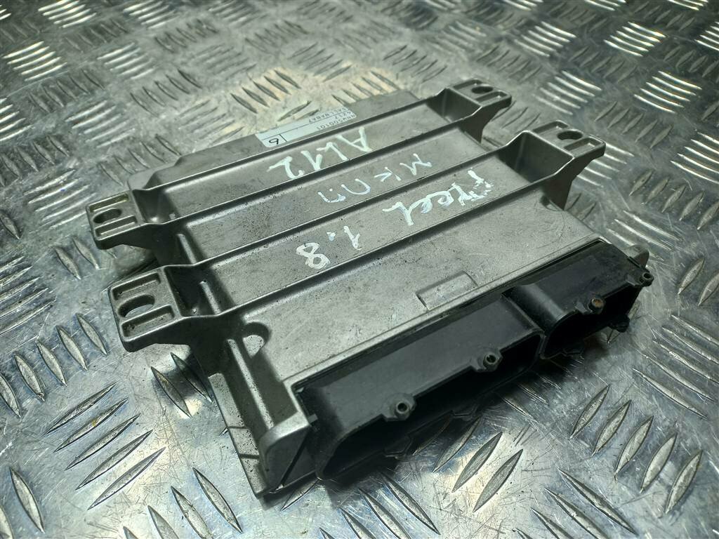 Блок управления двигателем Б/У для LAND ROVER FREELANDER I рестайлинг (2003—2006) NNN100710