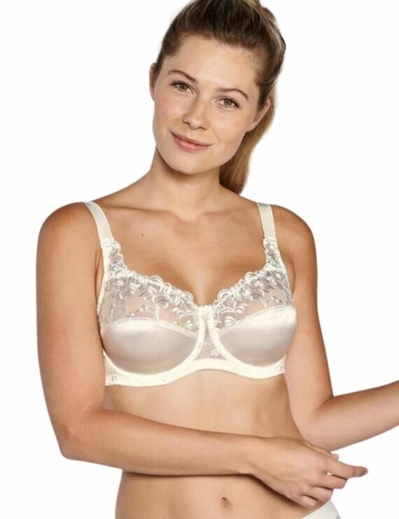 Бюстгальтер Underwired Bras